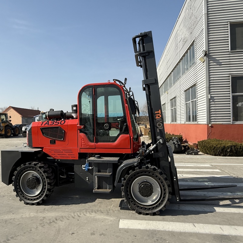 3Ton 4x4 Off Road Forklift China Factory_China Manufacturer_China Supplier - SHANDONG TAVOL ...
